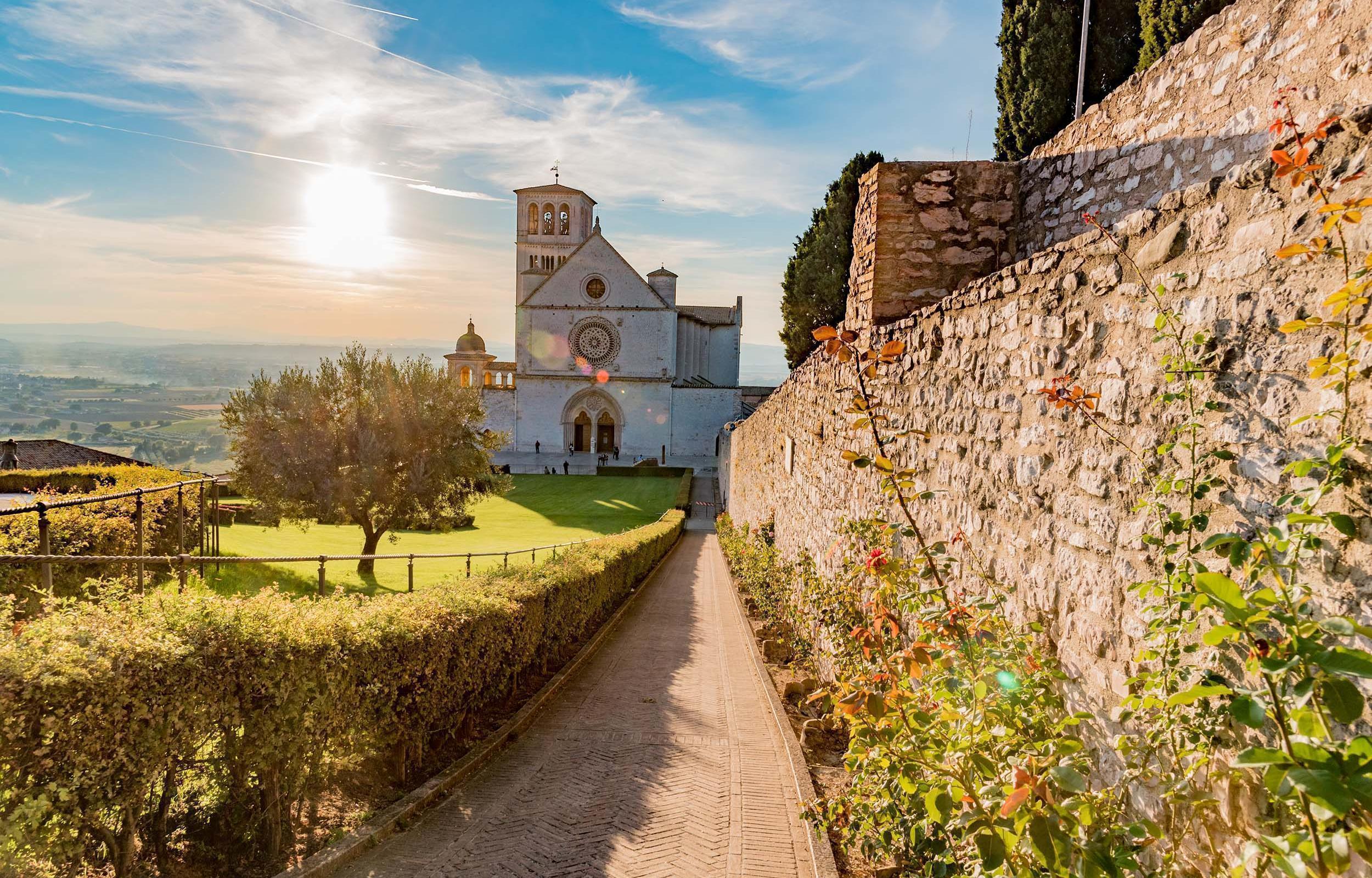Tour Umbria Medievale - Caldana Europa Travel